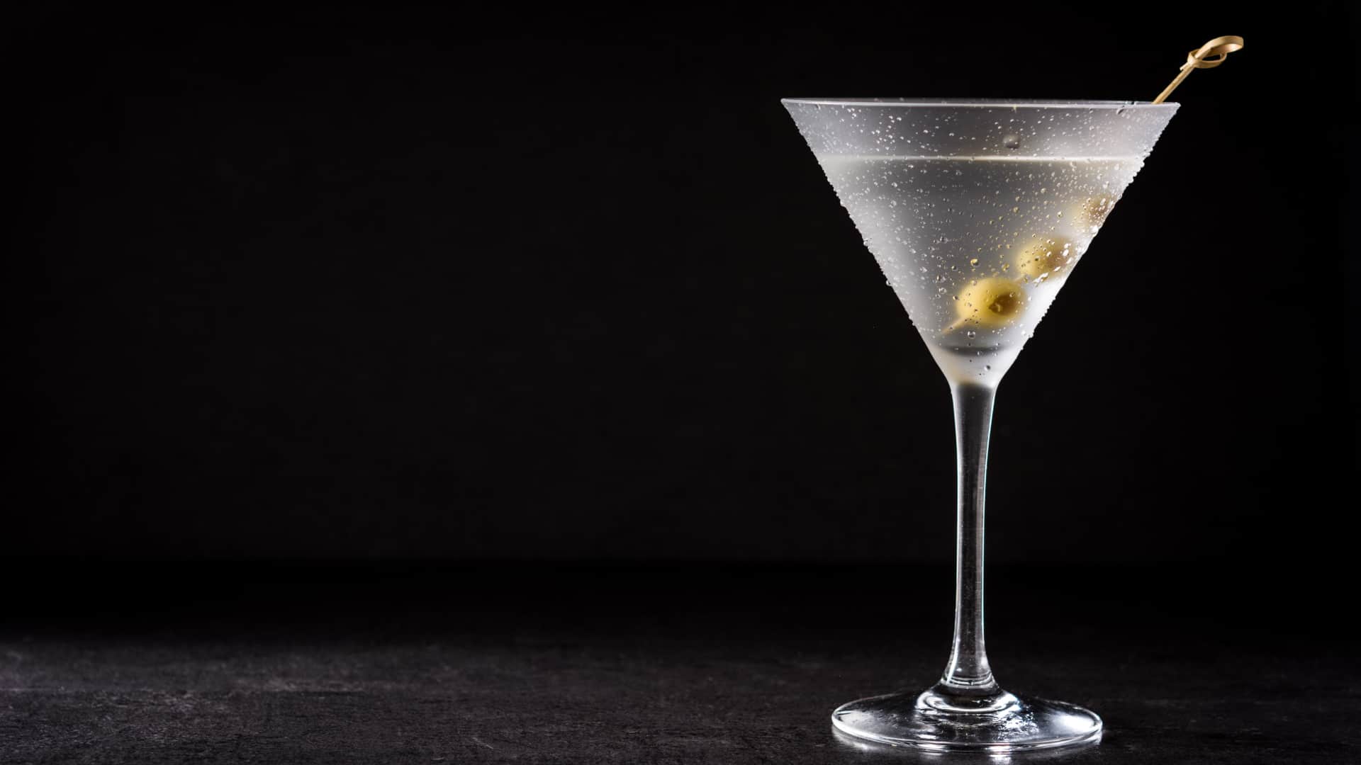 Martini dry Drink Recipe Drinknation Martini dry Drink Recipe Drinknation